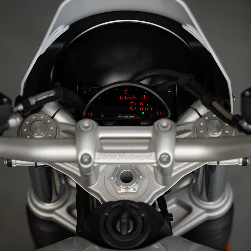 Plug & Ride instruments - suitable for BMW R9T